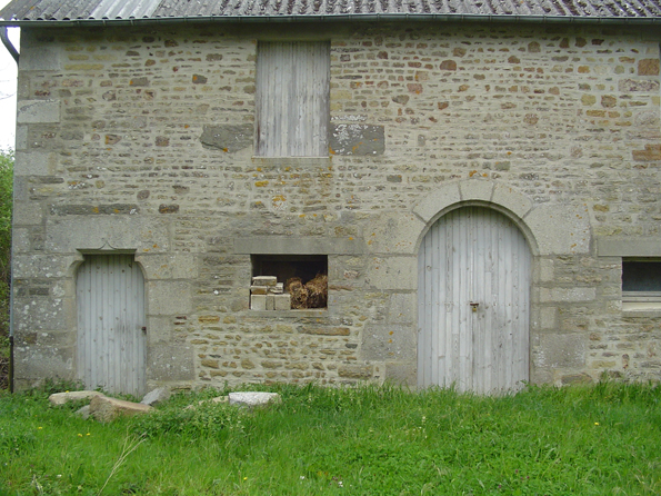 CHRISTOPHER A LONG – Peasant Farm Structures in Bocage Virois (Normandy)